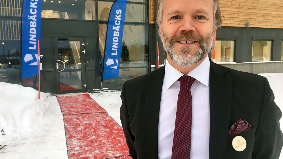 100 personer får gå från Lindbäcks Bygg i Piteå | SVT Nyheter