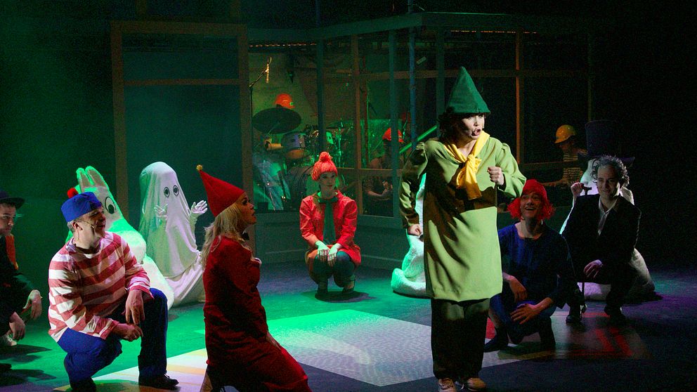 Dags för nyårsrevy | SVT Nyheter