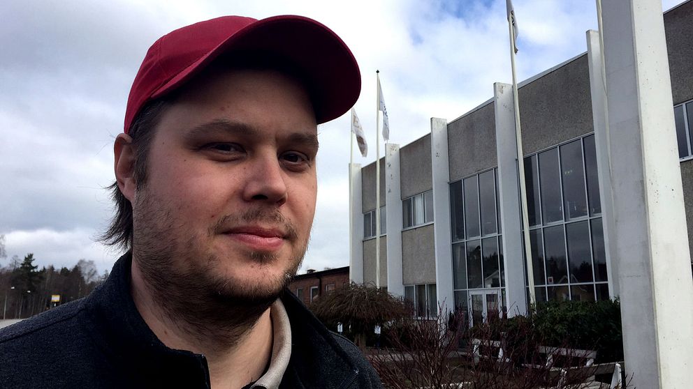 Hårt slag mot Hästveda när sängfabriken lägger ner | SVT Nyheter