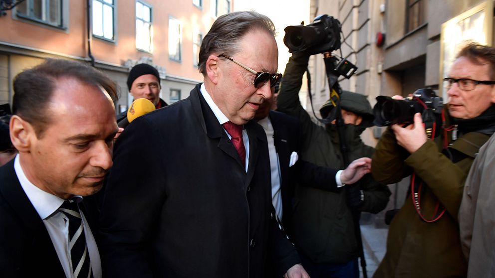 Akademikerna svarar på Horace Engdahls kritik | SVT Nyheter