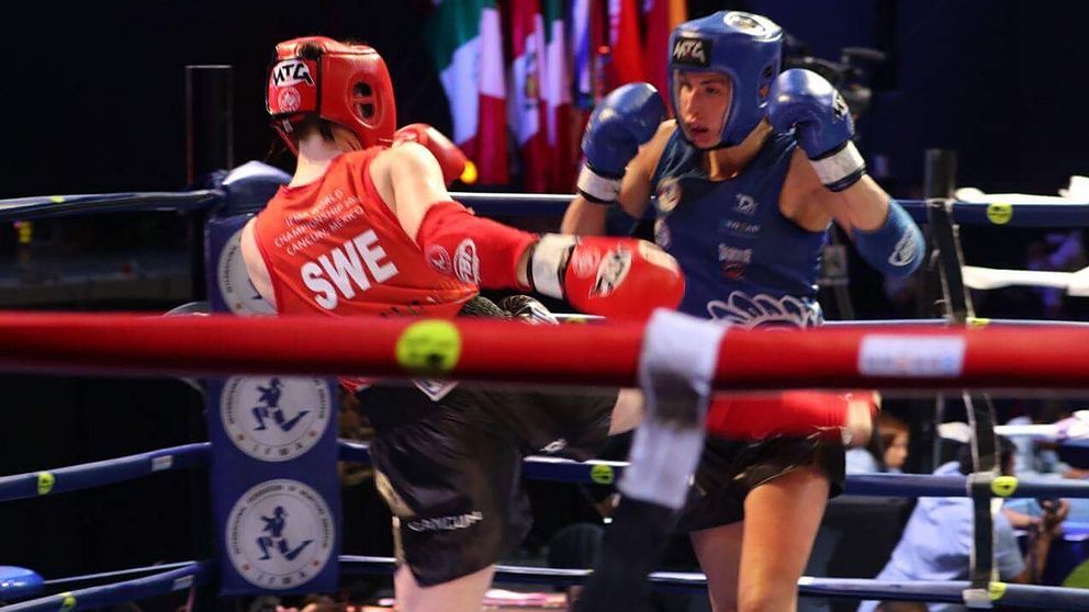 VM-silver i thaiboxning till Angela Mamic från Olofström | SVT Nyheter