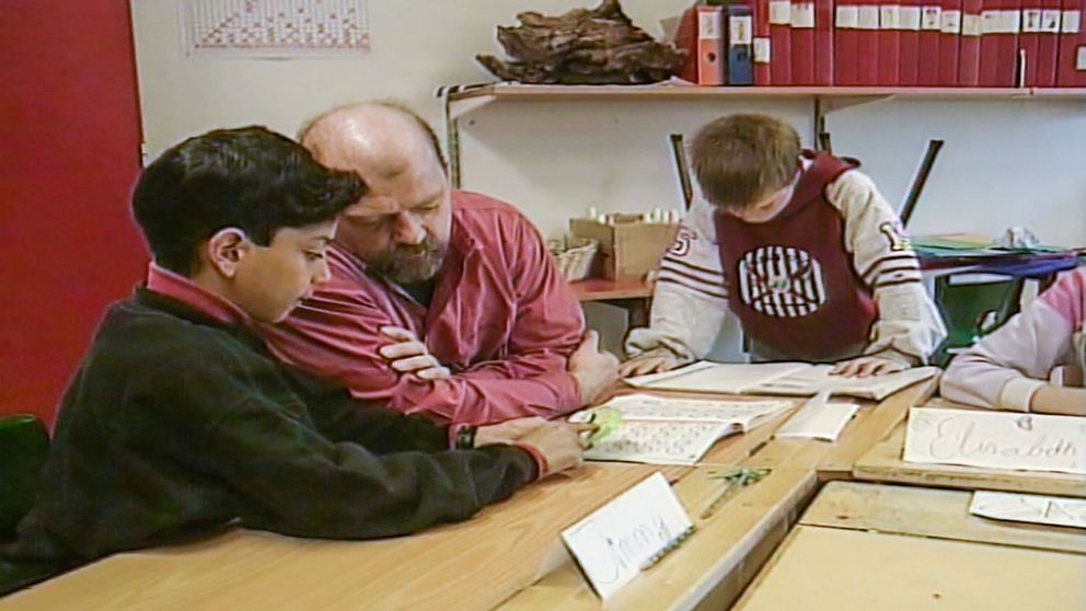 Ur arkivet: Lärarnas kamp för Gottsundaskolan | SVT Nyheter