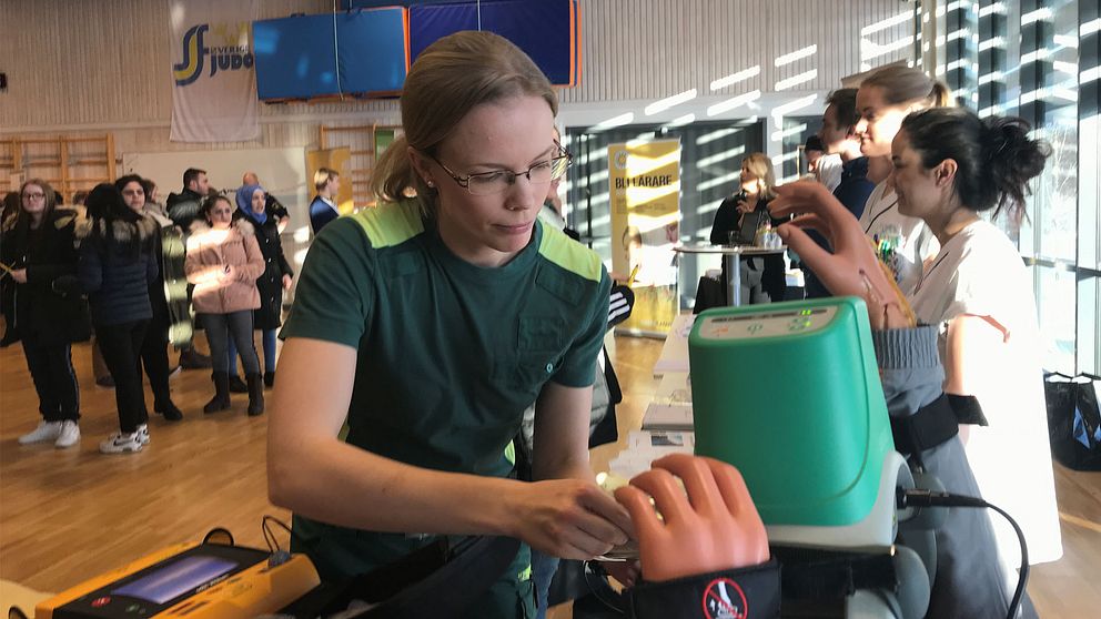 Jobbmässa visade framtida möjligheter för arbetslösa | SVT Nyheter