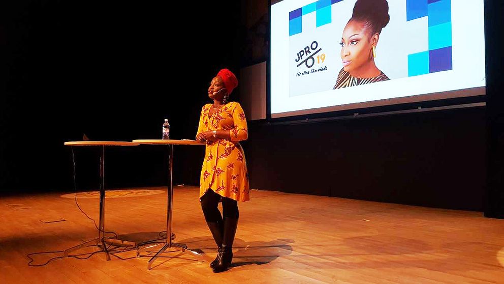 Lovette Jallow pratade om rasism på Karlstads universitet | SVT Nyheter
