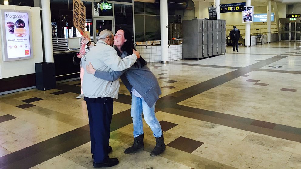 Gratis kramar på Knutpunkten | SVT Nyheter