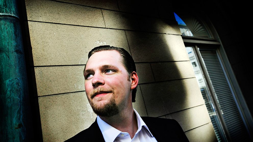 Sparprofilen Günther Mårder häktad för grovt insiderbrott | SVT Nyheter