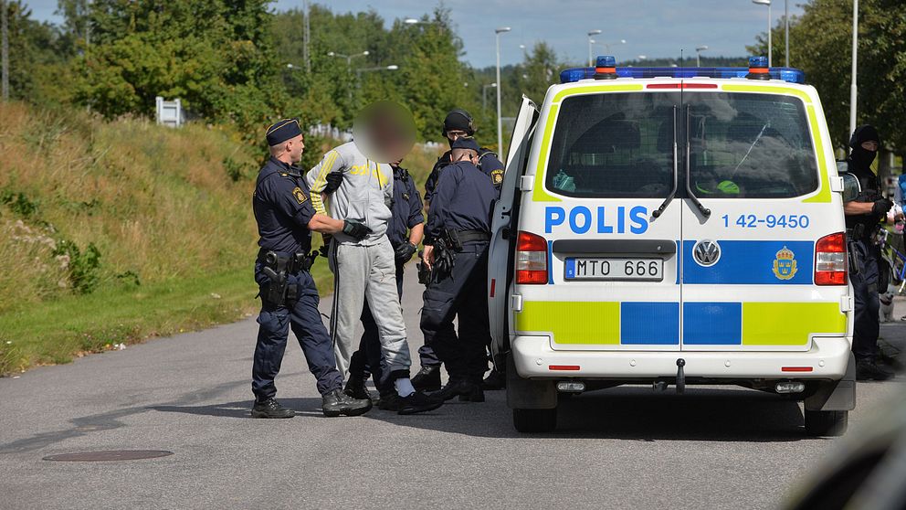 Flera Gripna Vid Stor Polisinsats Svt Nyheter