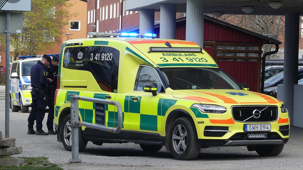 21 åring Knivmördade Sin Mamma I Eskilstuna Döms Till 16 års Fängelse