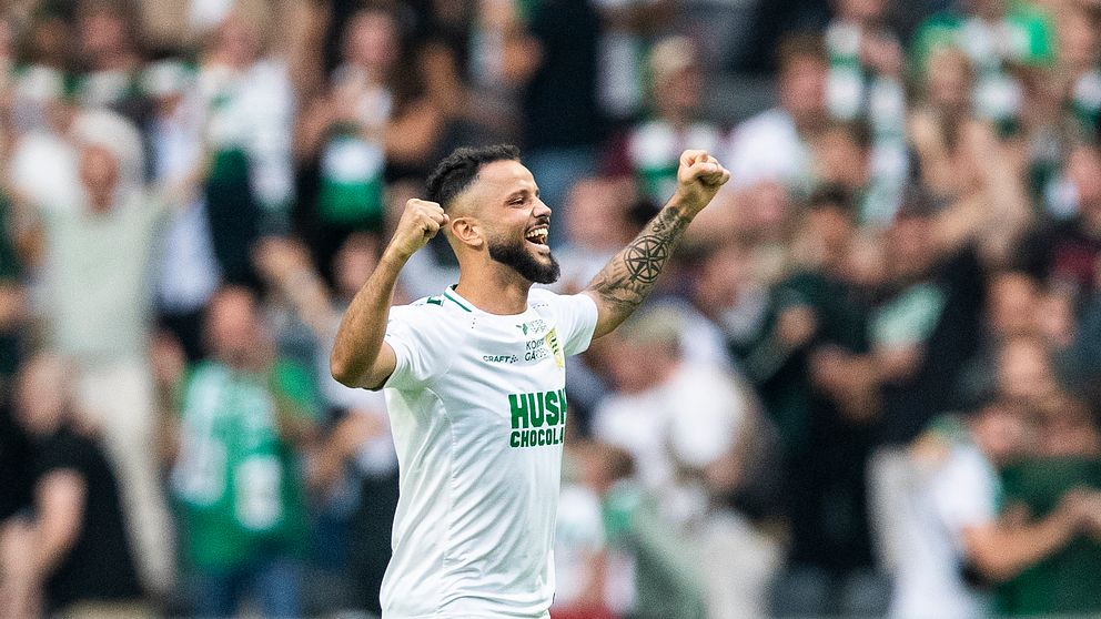 Fotboll: Efter kritikstormen – Jeahze fick publiken att jubla i segern | SVT Sport