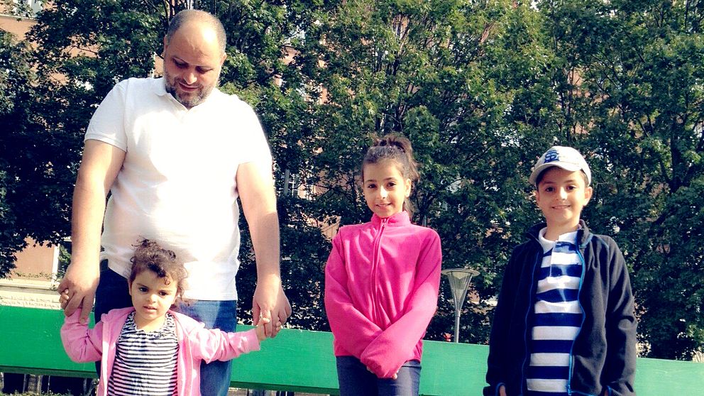 Familjen Natour får stanna | SVT Nyheter