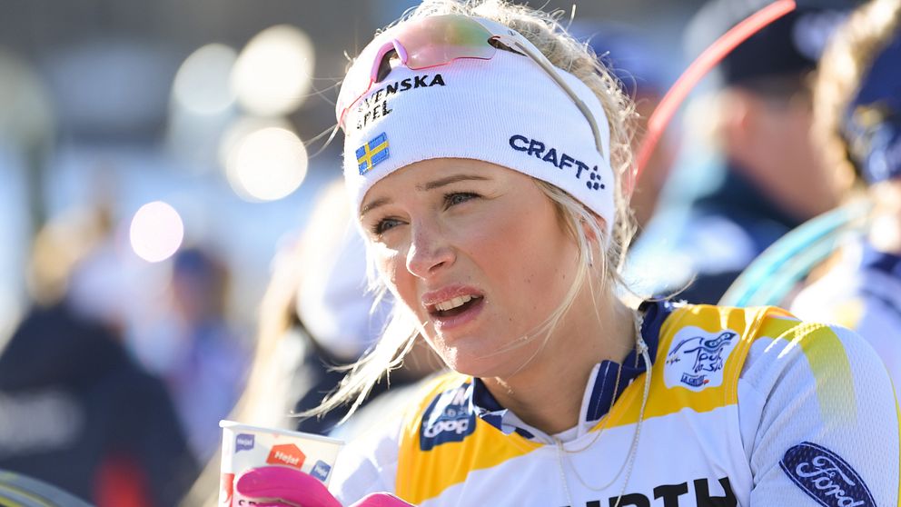 Vintersport: Frida Karlsson polisförhörd mitt under träning | SVT Sport