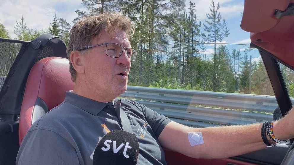 På Mittsverige Motorfestival utanför Härnösand får minderåriga köra bil ...