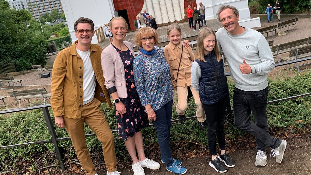 Eva Rydberg blir moralens väktare i klassisk fars | SVT Nyheter