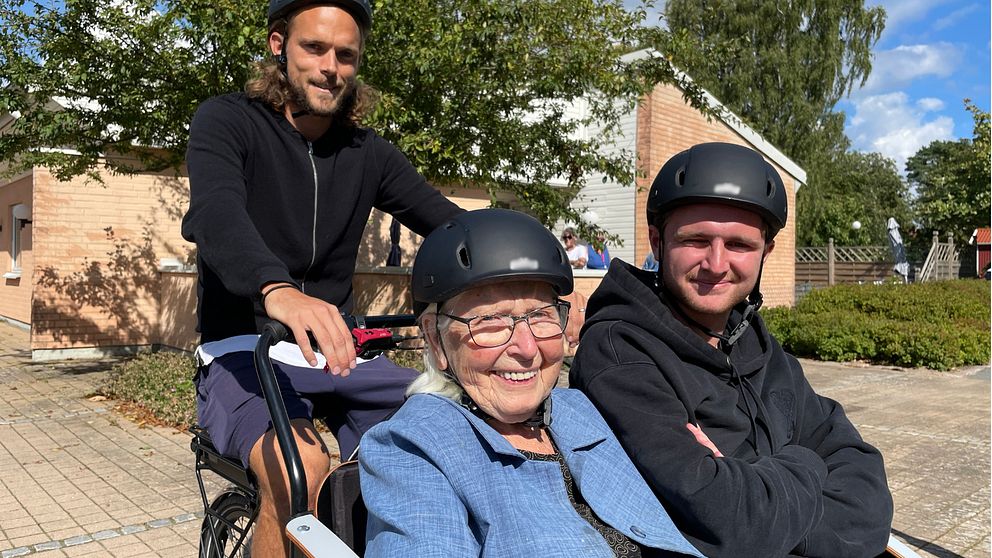 Mjällby AIF:s Amanda Nilsson är världsmästare i swimrun | SVT Nyheter