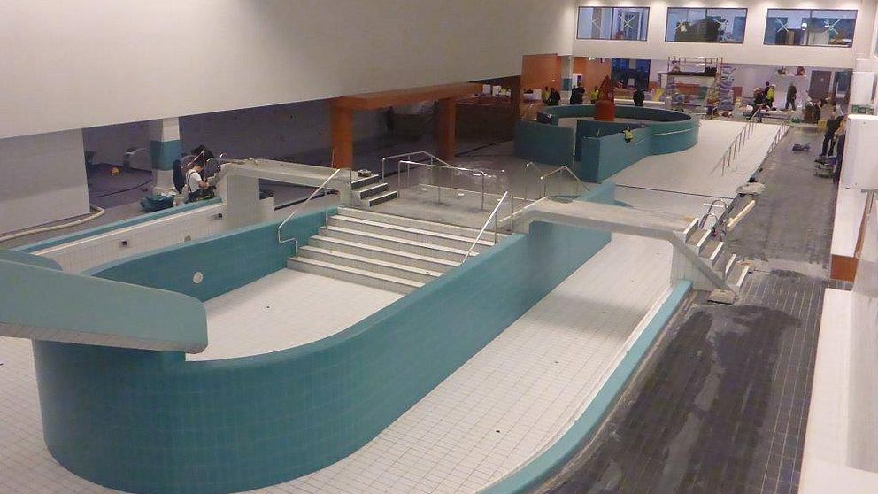 Då öppnar nya badhuset | SVT Nyheter