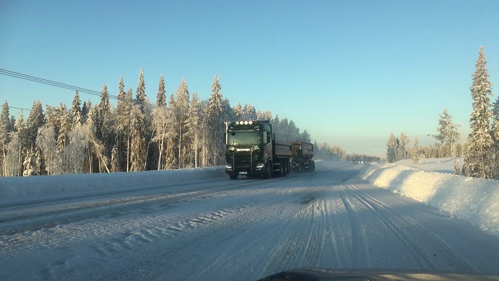 Kaunis iron stoppar lastbilarna – fullt i lagren i Svappavaara | SVT ...