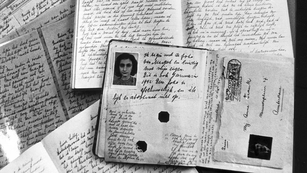 ”Anne Franks dagbok” förbjuds i skolor i Florida | SVT Nyheter