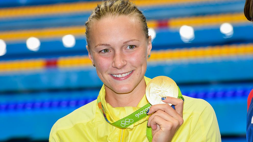 2016 simning: Sarah Sjöström vinner sitt första OS-guld | SVT Nyheter
