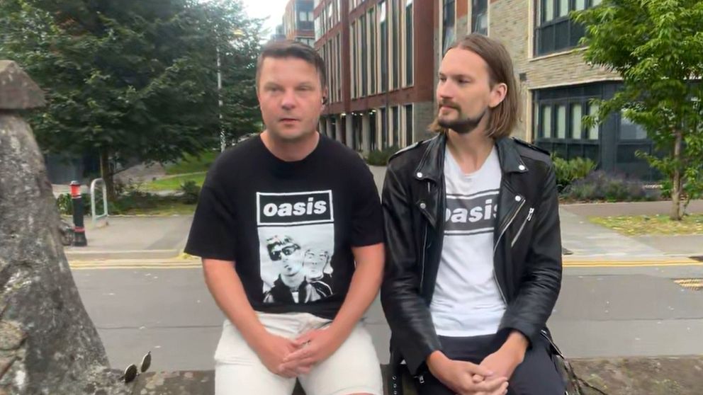 Här är bråken som fick Oasis att splittras | SVT Nyheter