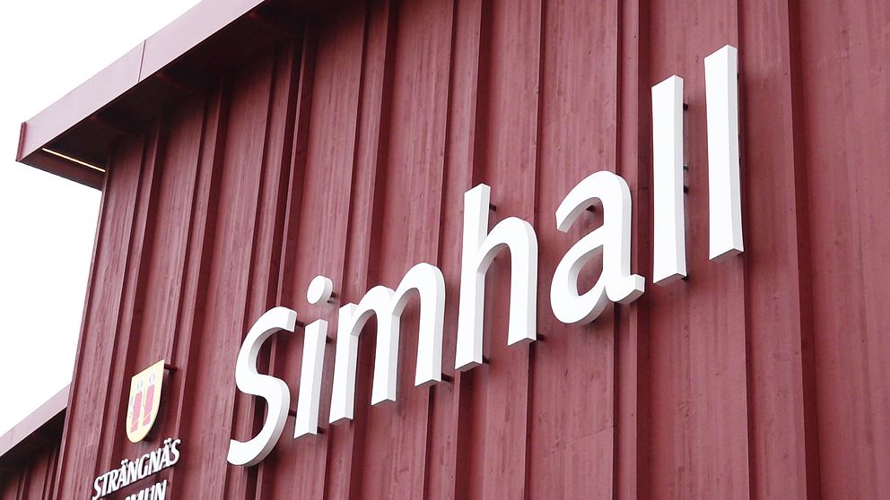Dödsolycka i Larslunda simhall i Strängnäs | SVT Nyheter