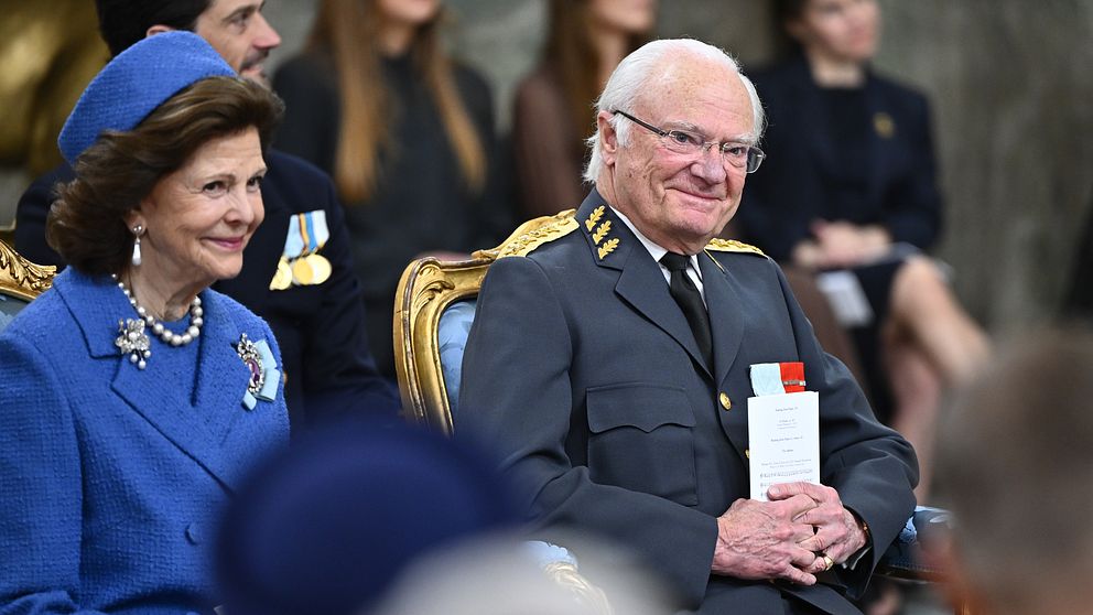 Kung Carl XVI Gustaf fyller 80 år – följ firandet | SVT Nyheter