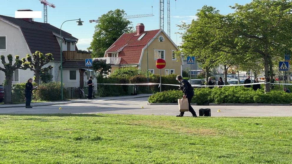 Tre personer häktade efter biljakten i Enskede – barn fanns i bilen ...