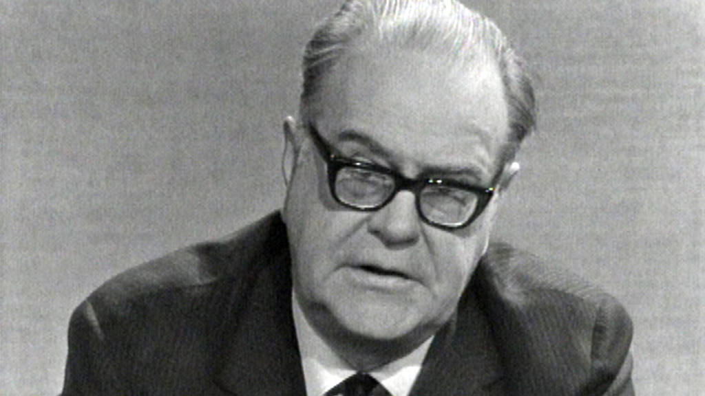 Politisk tillbakablick – Tage Erlander utfrågas 1966 | SVT Play