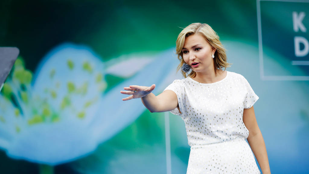 Almedalen: Partiledartal – Ebba Busch Thor (KD) | SVT Play