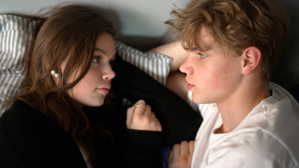 Strula – 8. Första gången | SVT Play