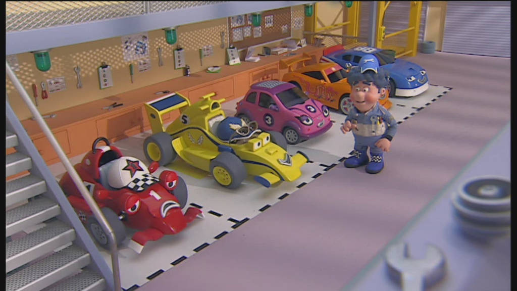 Rorri Racerbil – Rorri deppar | SVT Play