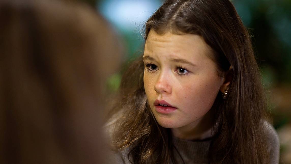 Jobbigt – 17. Hon vet | SVT Play