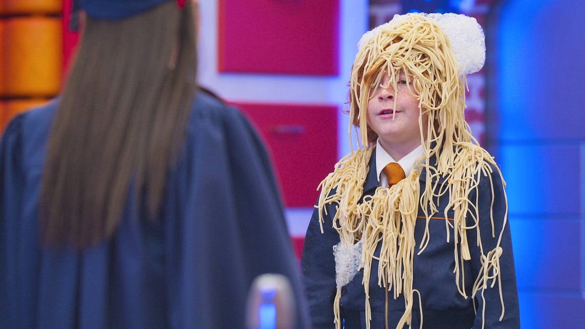 Ett fall för KLURO – 6. Kanor och stegar | SVT Play