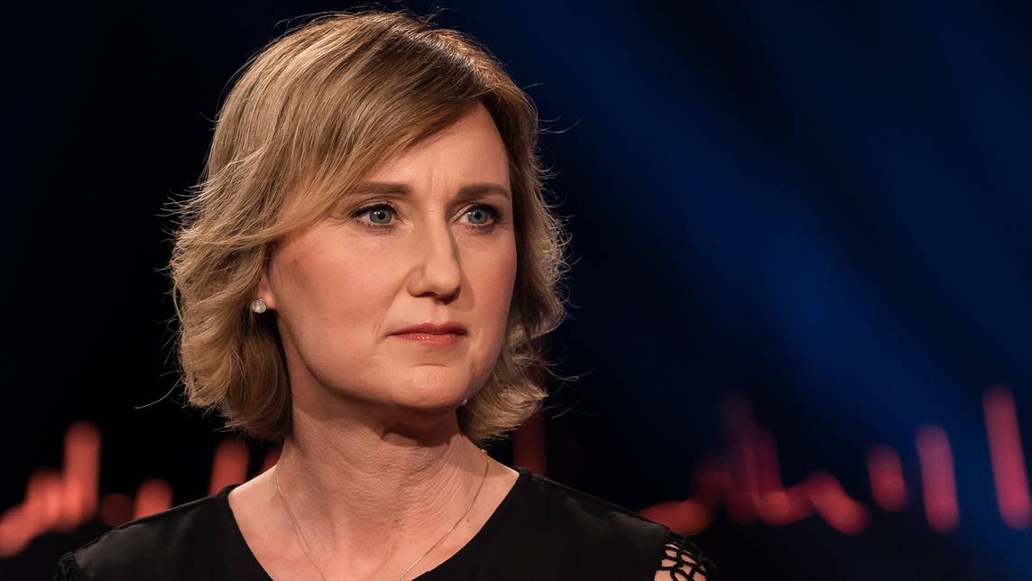 Skavlan – Fd pastorn i Knutby Emma Gembäck om livet nära Kristi brud ...