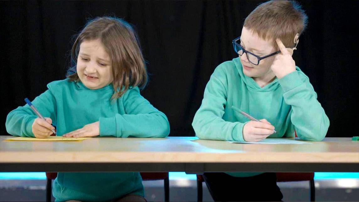 Hjälp! (teckenspråk) – Matematik | SVT Play