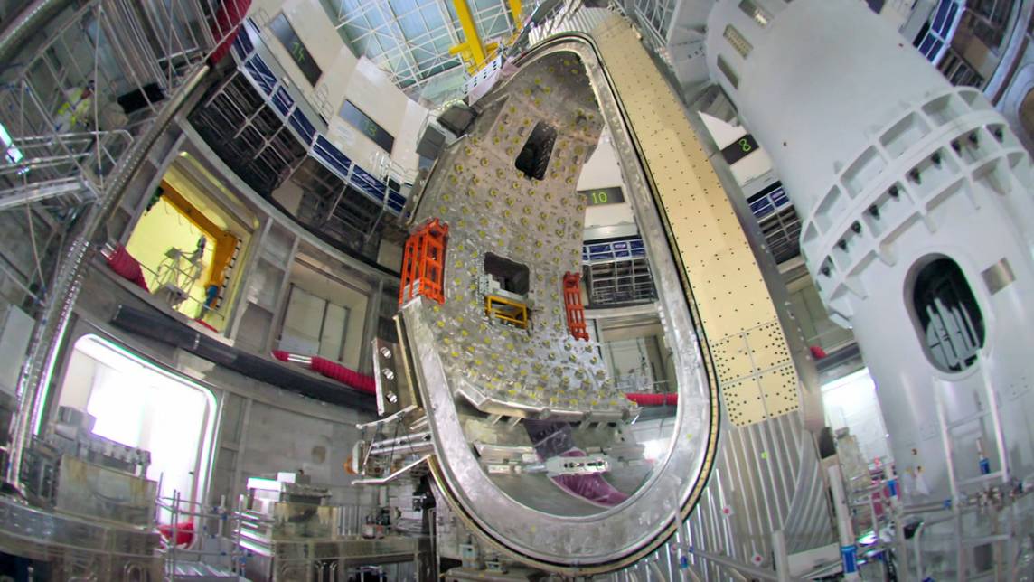 Framtiden med Hannah Fry – 4. Framtidens energi | SVT Play