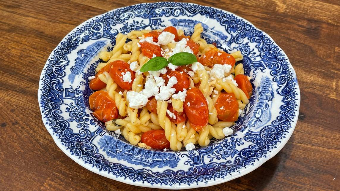 Krubbet – Fetaost-pasta | SVT Play