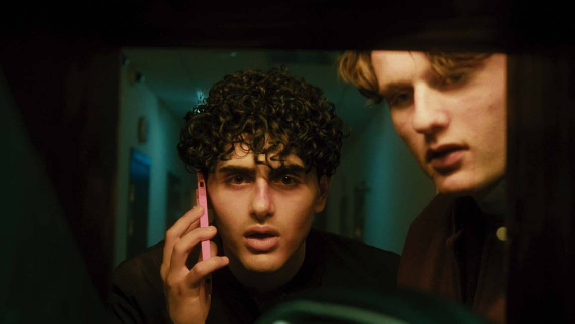 Västra gymnasiet – 40. Placebo | SVT Play