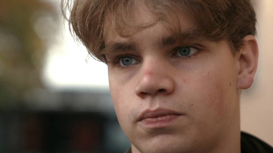 Strula – 9. Kyssen | SVT Play