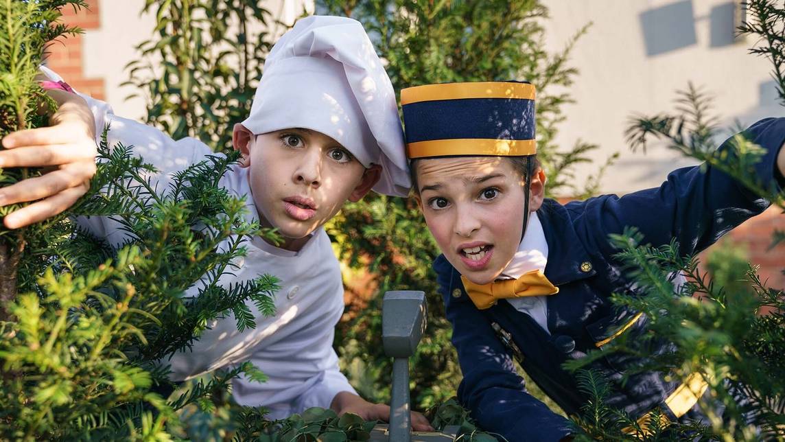 Ett fall för KLURO – 15. Årets bästa skurk | SVT Play