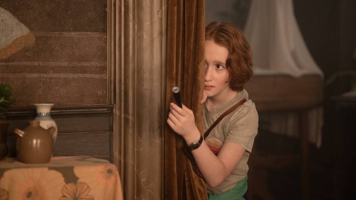 Tordyveln flyger i skymningen – Avsnitt 5 | SVT Play