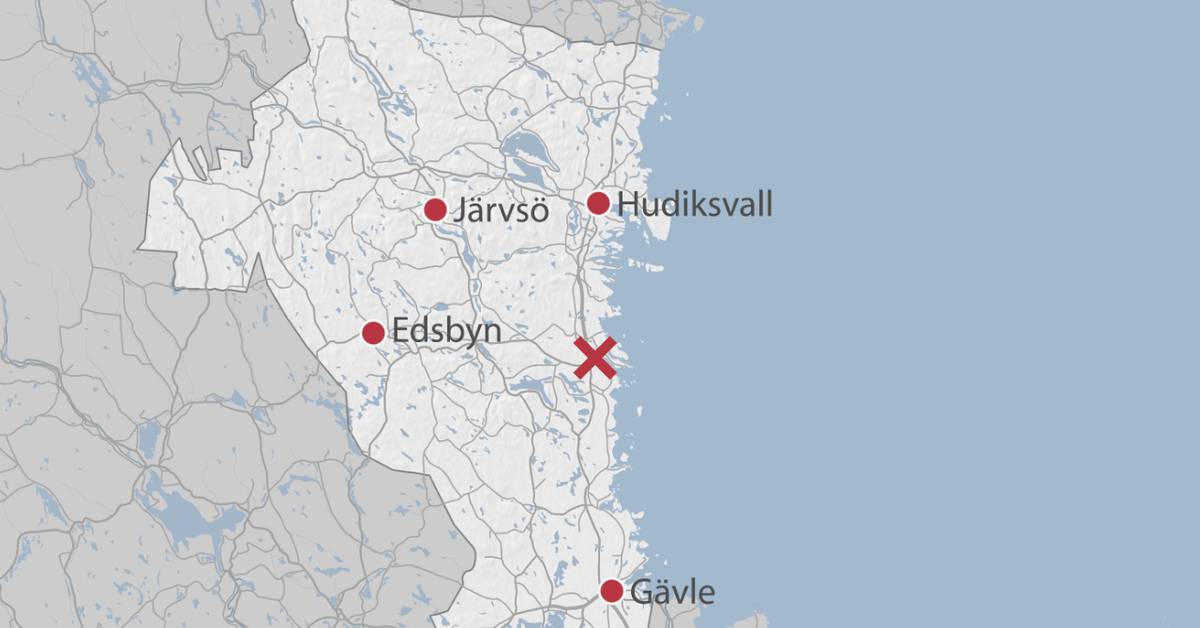 SOS: Fordon genom isen vid Söderhamn | SVT Nyheter