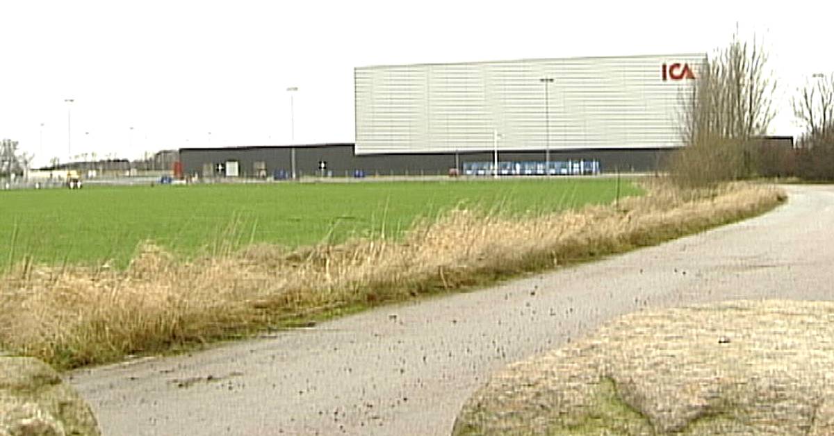 Lönetvist om bemanningsanställda på ICA-lager | SVT Nyheter
