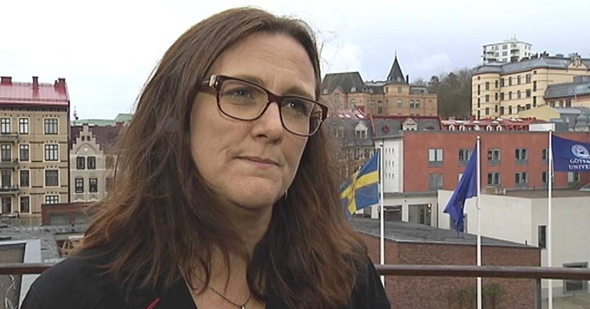 Cecilia Malmström – första dagen på nya jobbet | SVT Nyheter