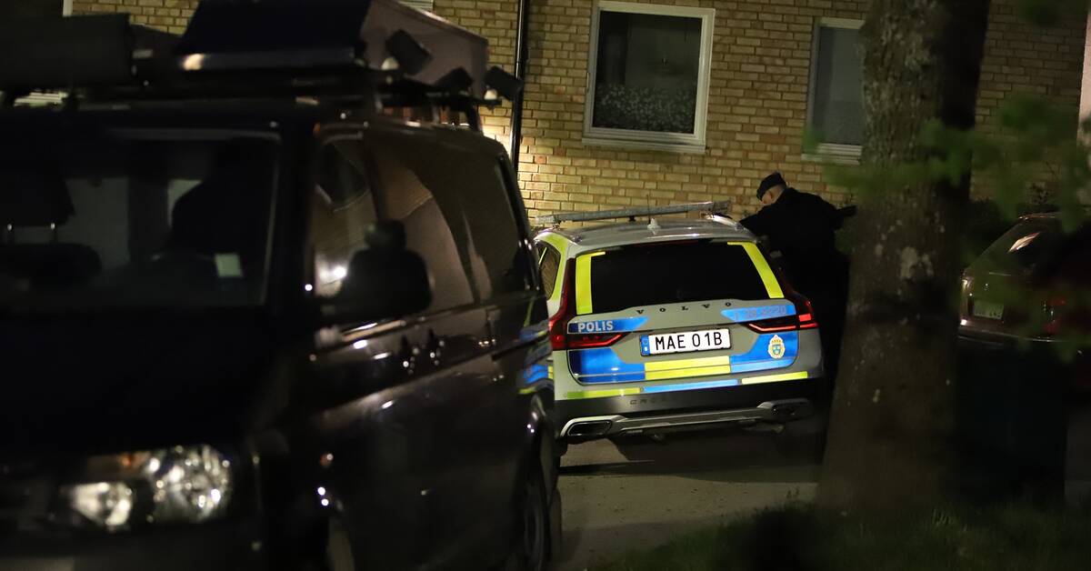 Kvinna Hittad Avliden I Lägenhet I Södertälje Misstänkt Mord Svt