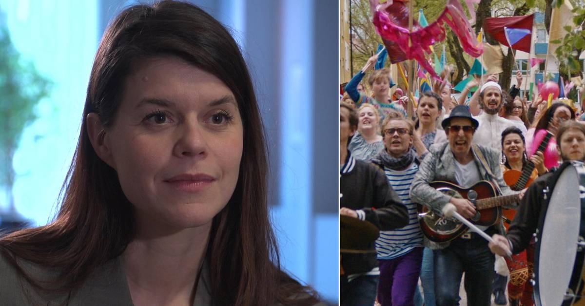 Emma Molin om att programleda Hela Sverige skramlar: ”Känns otroligt ...