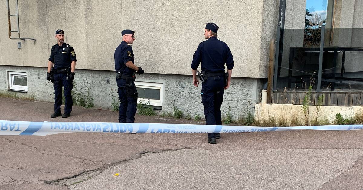 En Man Häktad I Sin Frånvaro För Mordförsök I Karlstad Svt Nyheter