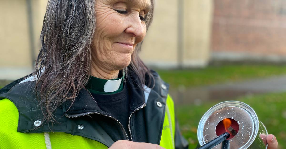 Fors kyrka i Eskilstuna har inga gravar – gör tillfälliga minneslundar ...