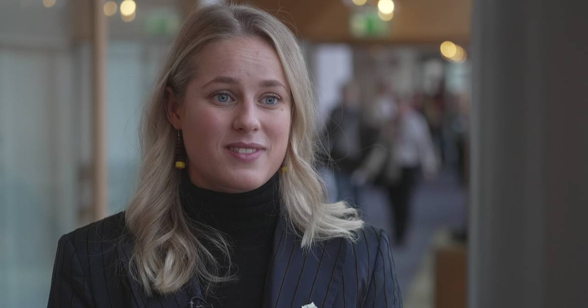 Alexandra Salmi, 23: ”Mer karaoke och karelska piroger” | SVT Nyheter