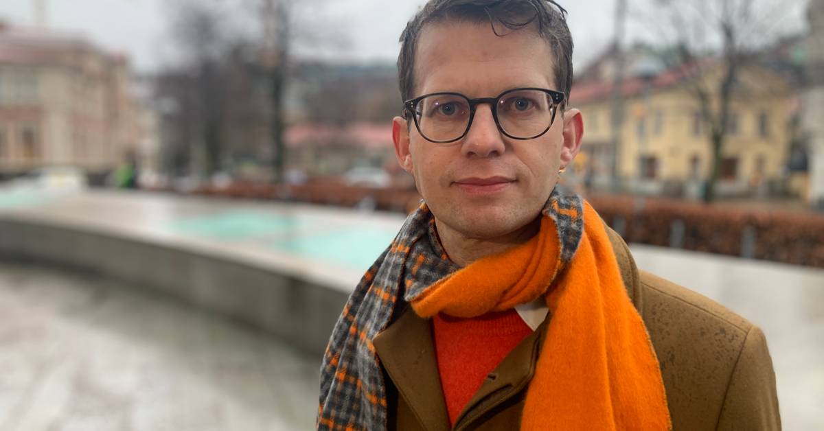 Axel Darvik (L): ”Vuxenvärlden måste sätta ner foten” | SVT Nyheter