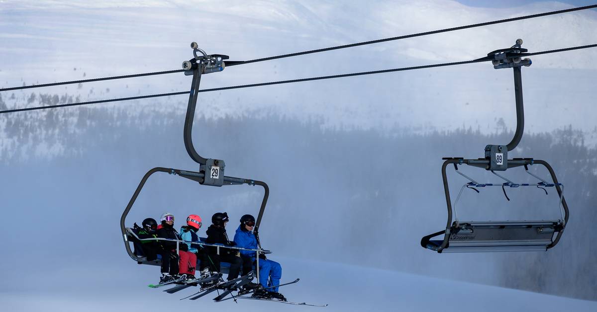 SMHI förlänger varningarna för fjällen | SVT Nyheter